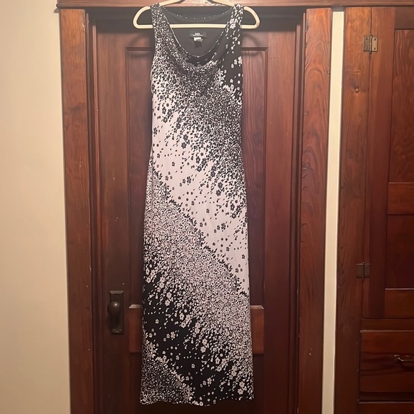 Tailor B. Moss | Dresses | Bmoss Black And White Floral Dress | Poshmark